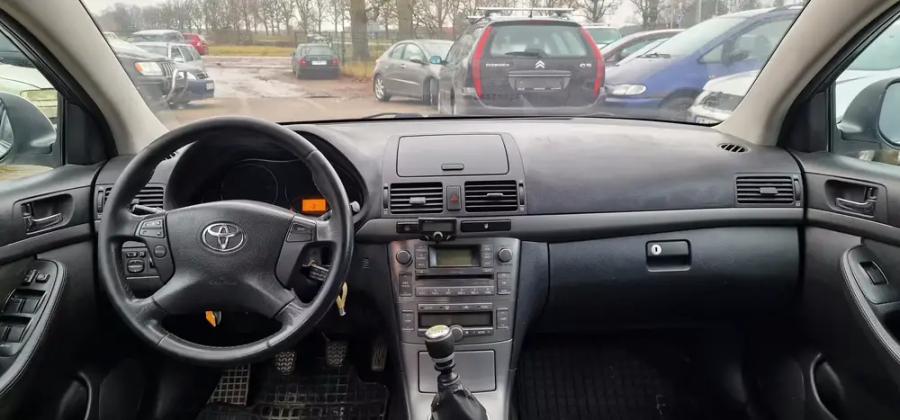 Серый Тойота Авенсис 2006 в Валмиера, объемом двигателя 2.20 л и пробегом 457 тыс. км за 1500 €, фото 8 на AUTOMOTO.COM.LV