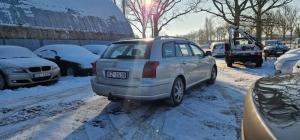 Серый Тойота Авенсис 2006 в Валмиера, объемом двигателя 2.00 л и пробегом 408 тыс. км за 1400 €, фото 4 на AUTOMOTO.COM.LV