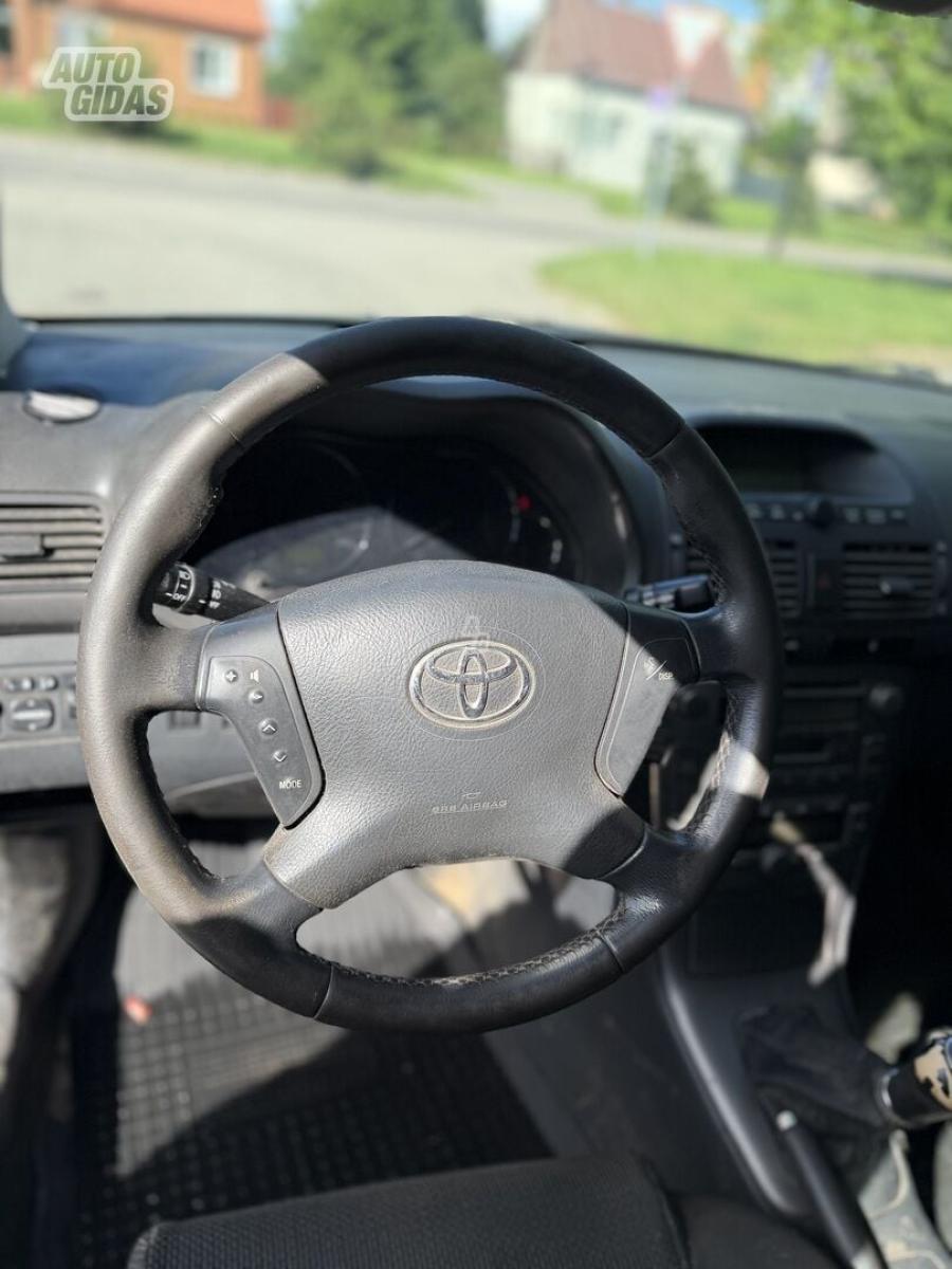 Pelēks Toyota Avensis 2006 Kauņa, ar dzinēja tilpumu 2.00 L un nobraukumu 286 tūkst. km par 1050 €, foto 21 vietnē AUTOMOTO.COM.LV