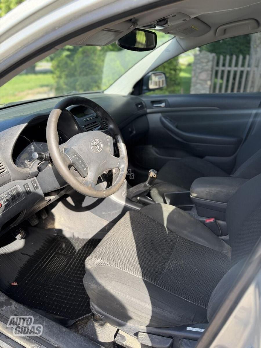 Pelēks Toyota Avensis 2006 Kauņa, ar dzinēja tilpumu 2.00 L un nobraukumu 286 tūkst. km par 1050 €, foto 14 vietnē AUTOMOTO.COM.LV