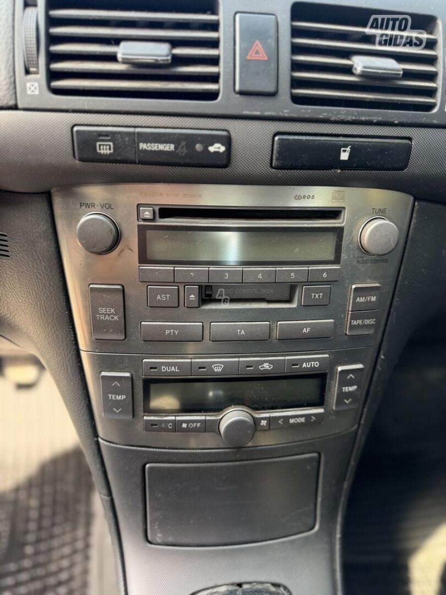 Pelēks Toyota Avensis 2006 Kauņa, ar dzinēja tilpumu 2.00 L un nobraukumu 286 tūkst. km par 1050 €, foto 23 vietnē AUTOMOTO.COM.LV