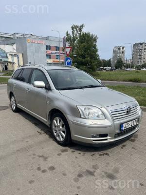 Pelēks Toyota Avensis 2006 Rīga, ar dzinēja tilpumu 2.00 L un nobraukumu 320 tūkst. km par 1000 €, foto 3 vietnē AUTOMOTO.COM.LV