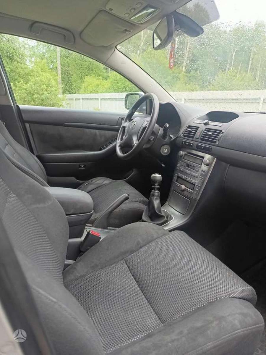 Grey Toyota Avensis 2006 in Vilnius, with an engine capacity of 2.23 L and mileage of 310 thousand km for 1600 €, photo 7 on AUTOMOTO.COM.LV