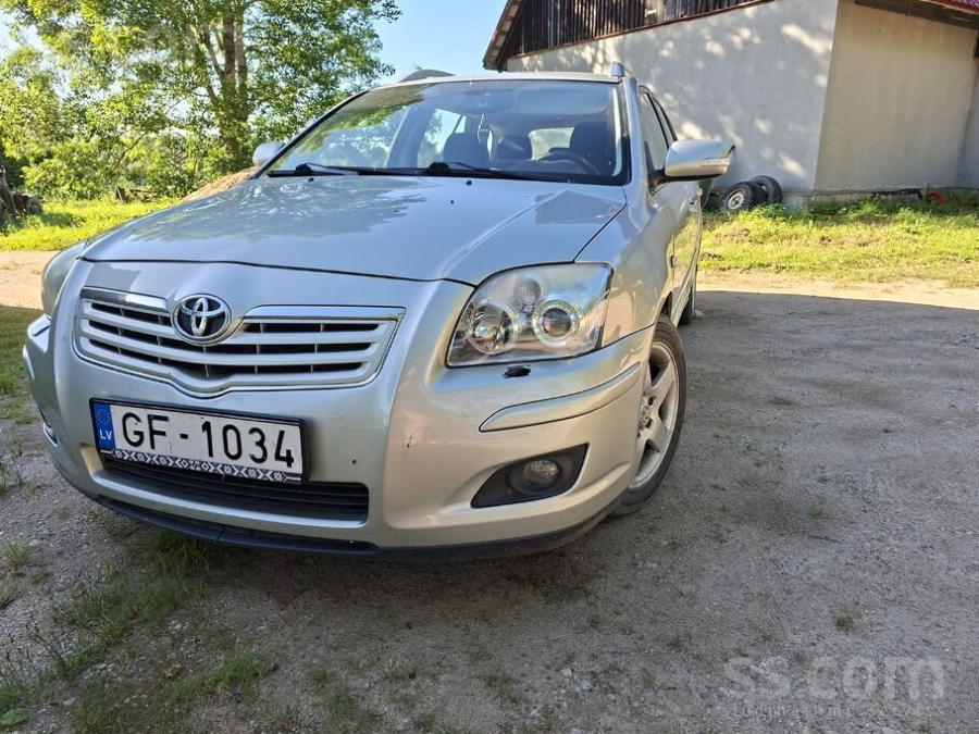 Pelēks Toyota Avensis 2006 Ogre, ar dzinēja tilpumu 2.20 L un nobraukumu 350 tūkst. km par 450 €, foto 1 vietnē AUTOMOTO.COM.LV