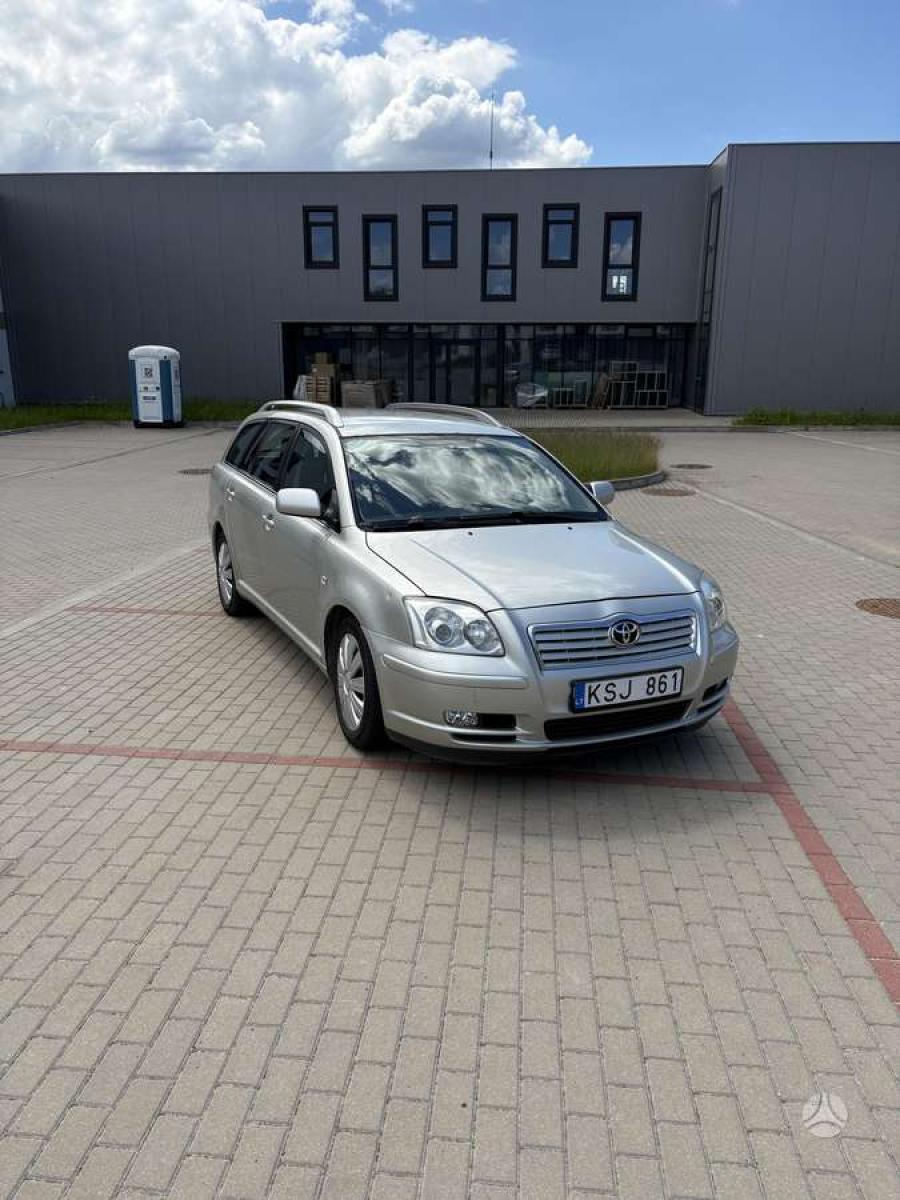 Серый Тойота Авенсис 2006 в Вильнюс, объемом двигателя 1.79 л и пробегом 320 тыс. км за 1200 €, фото 3 на AUTOMOTO.COM.LV