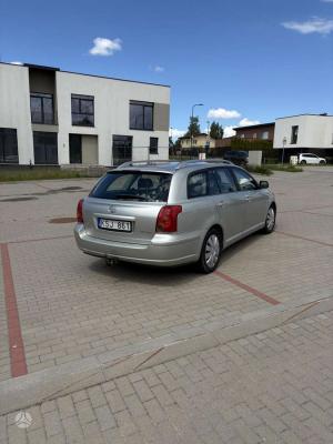 Серый Тойота Авенсис 2006 в Вильнюс, объемом двигателя 1.79 л и пробегом 320 тыс. км за 1200 €, фото 5 на AUTOMOTO.COM.LV