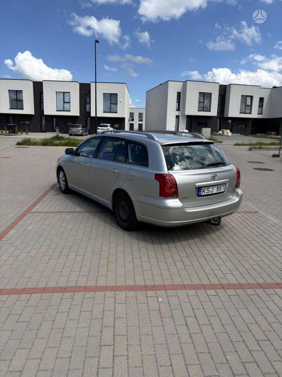 Серый Тойота Авенсис 2006 в Вильнюс, объемом двигателя 1.79 л и пробегом 320 тыс. км за 1200 €, фото 6 на AUTOMOTO.COM.LV