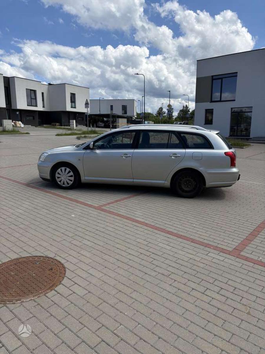 Серый Тойота Авенсис 2006 в Вильнюс, объемом двигателя 1.79 л и пробегом 320 тыс. км за 1200 €, фото 7 на AUTOMOTO.COM.LV