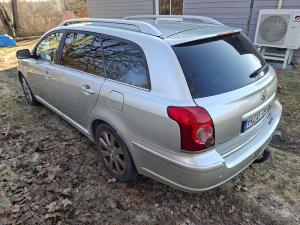 Pelēks Toyota Avensis 2006 Birštonas, ar dzinēja tilpumu 2.23 L un nobraukumu 269 tūkst. km par 1350 €, foto  vietnē AUTOMOTO.COM.LV