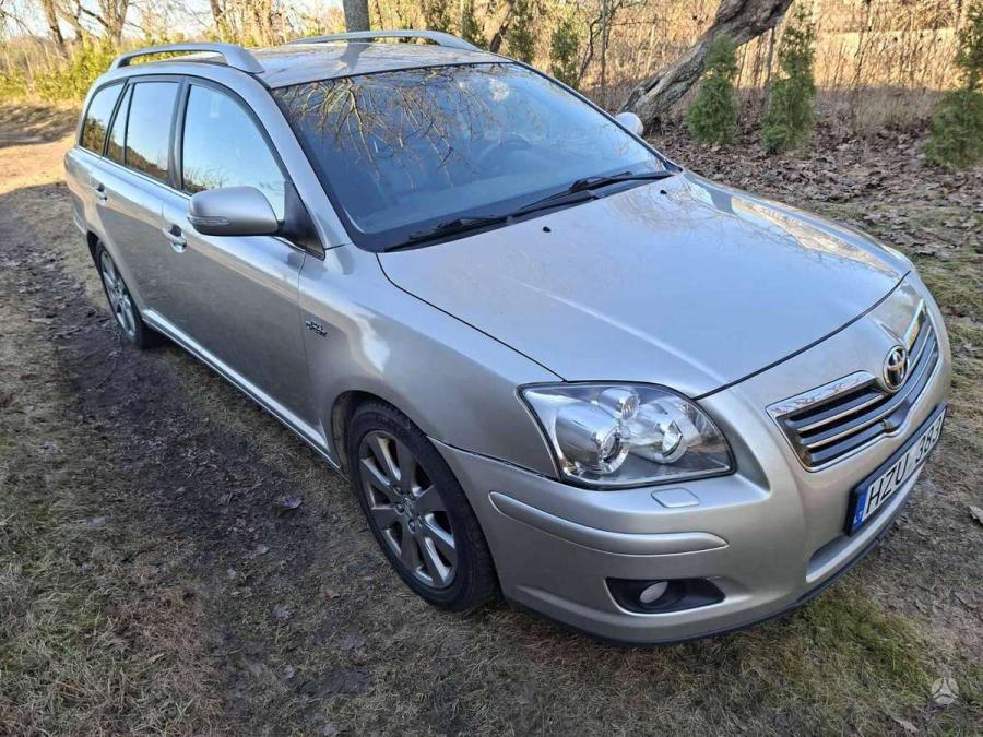 Серый Тойота Авенсис 2006 в Бирштонас, объемом двигателя 2.23 л и пробегом 269 тыс. км за 1350 €, фото 3 на AUTOMOTO.COM.LV