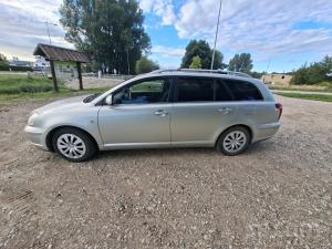 Grey Toyota Avensis 2006 in Liepaja, with an engine capacity of 2.20 L and mileage of 353 thousand km for 1650 €, photo 3 on AUTOMOTO.COM.LV