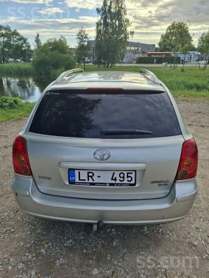 Grey Toyota Avensis 2006 in Liepaja, with an engine capacity of 2.20 L and mileage of 353 thousand km for 1650 €, photo 4 on AUTOMOTO.COM.LV