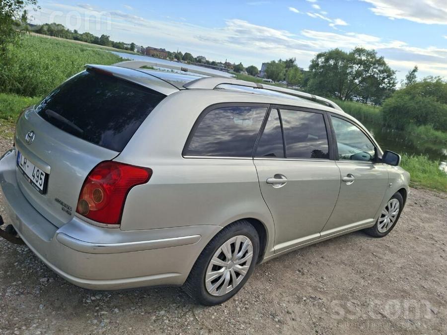 Grey Toyota Avensis 2006 in Liepaja, with an engine capacity of 2.20 L and mileage of 353 thousand km for 1650 €, photo 5 on AUTOMOTO.COM.LV
