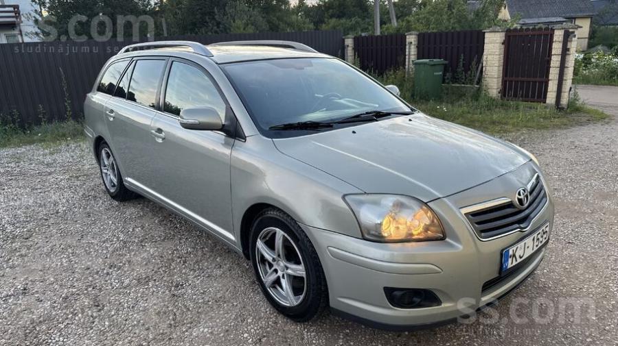 Серый Тойота Авенсис 2006 в Резекне, объемом двигателя 2.20 л и пробегом 333 тыс. км за 1950 €, фото 7 на AUTOMOTO.COM.LV