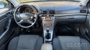 Серый Тойота Авенсис 2006 в Резекне, объемом двигателя 2.20 л и пробегом 333 тыс. км за 1950 €, фото 10 на AUTOMOTO.COM.LV