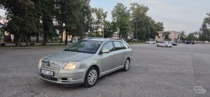 Серый Тойота Авенсис 2006 в Алитус, объемом двигателя 2.20 л и пробегом 351 тыс. км за 1450 €, фото  на AUTOMOTO.COM.LV