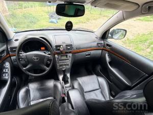 Серый Тойота Авенсис 2006 в Айзкраукле, объемом двигателя 2.20 л и пробегом 432 тыс. км за 1700 €, фото 9 на AUTOMOTO.COM.LV