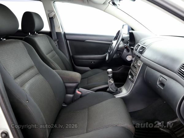 Серый Тойота Авенсис 2006 в Таллин, объемом двигателя 2.20 л и пробегом 322 тыс. км за 1299 €, фото 6 на AUTOMOTO.COM.LV