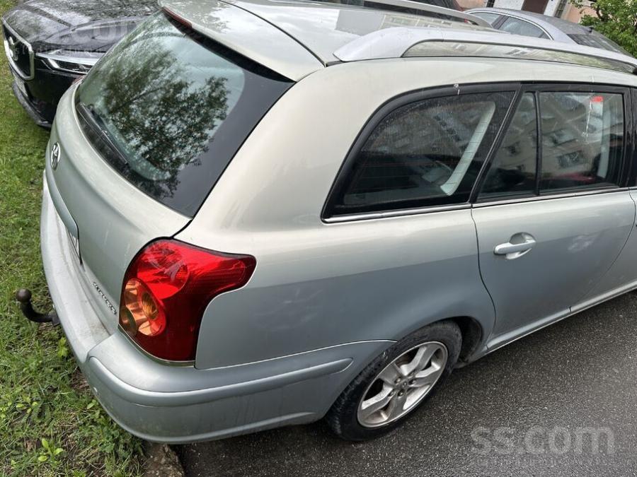 Серый Тойота Авенсис 2006 в Рига, объемом двигателя 2.20 л и пробегом 180 тыс. км за 650 €, фото 11 на AUTOMOTO.COM.LV
