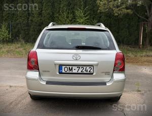 Серый Тойота Авенсис 2006 в Елгава, объемом двигателя 2.20 л и пробегом 247 тыс. км за 2899 €, фото 7 на AUTOMOTO.COM.LV