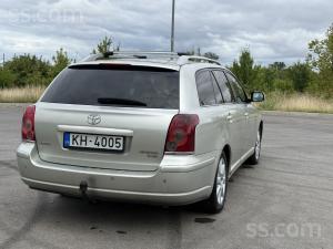 Pelēks Toyota Avensis 2006 Dobele, ar dzinēja tilpumu 2.00 L un nobraukumu 0 tūkst. km par 1550 €, foto 5 vietnē AUTOMOTO.COM.LV