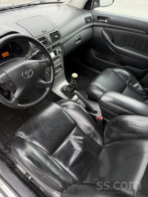 Pelēks Toyota Avensis 2006 Dobele, ar dzinēja tilpumu 2.00 L un nobraukumu 0 tūkst. km par 1550 €, foto 6 vietnē AUTOMOTO.COM.LV