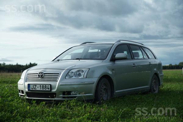 Grey Toyota Avensis 2006 in Valmiera, with an engine capacity of 2.20 L and mileage of 420 thousand km for 1800 €, photo 1 on AUTOMOTO.COM.LV