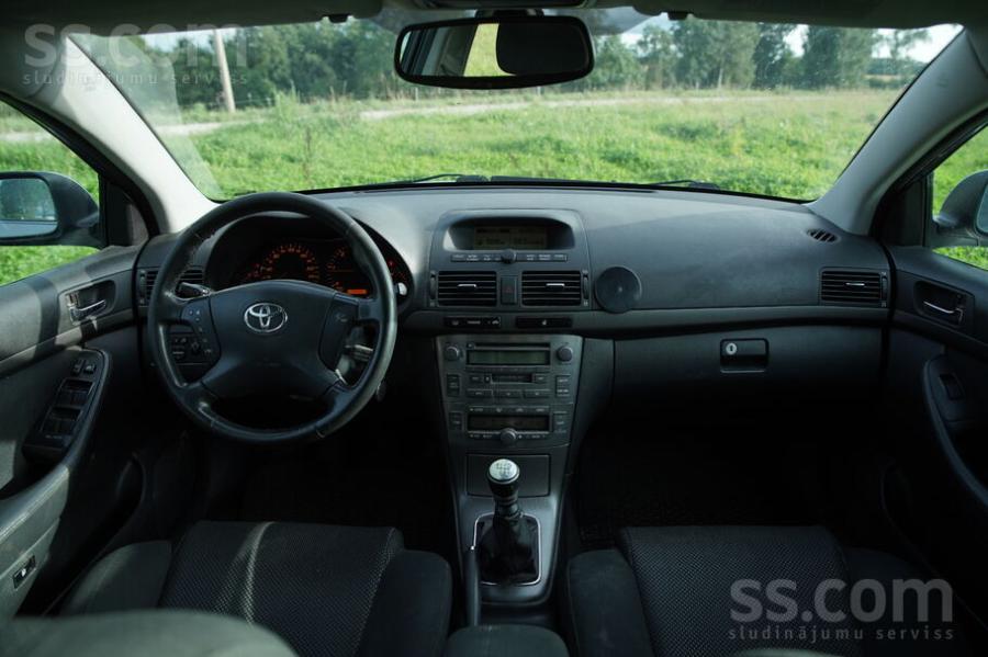 Серый Тойота Авенсис 2006 в Валмиера, объемом двигателя 2.20 л и пробегом 420 тыс. км за 1800 €, фото 6 на AUTOMOTO.COM.LV