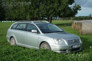 Grey Toyota Avensis 2006 in Valmiera, with an engine capacity of 2.20 L and mileage of 420 thousand km for 1800 €, photo 4 on AUTOMOTO.COM.LV