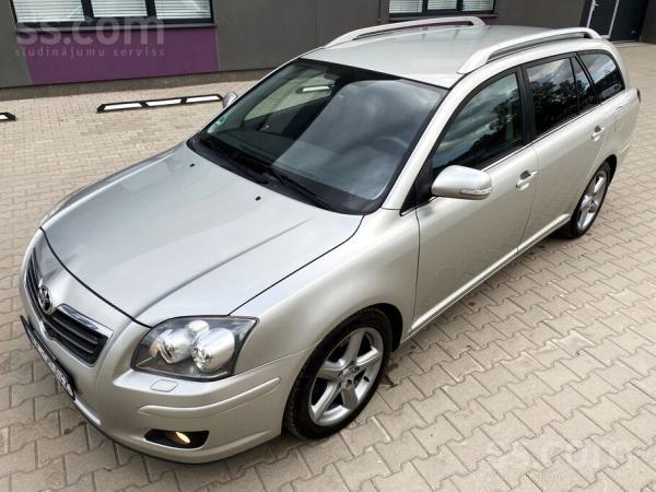 Grey Toyota Avensis 2006 in Riga, with an engine capacity of 2.20 L and mileage of 275 thousand km for 2900 €, photo 5 on AUTOMOTO.COM.LV