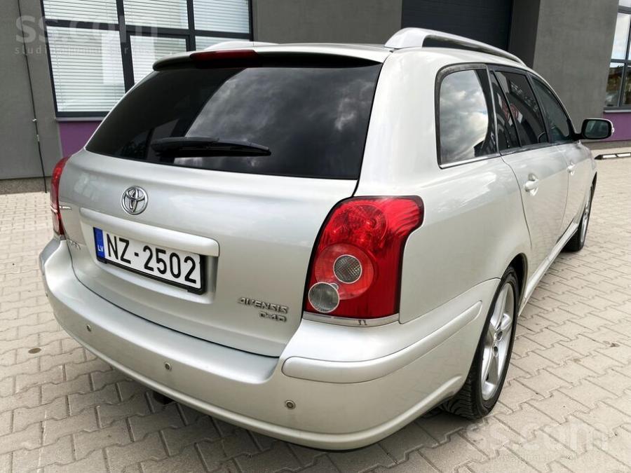 Серый Тойота Авенсис 2006 в Рига, объемом двигателя 2.20 л и пробегом 275 тыс. км за 2900 €, фото 8 на AUTOMOTO.COM.LV