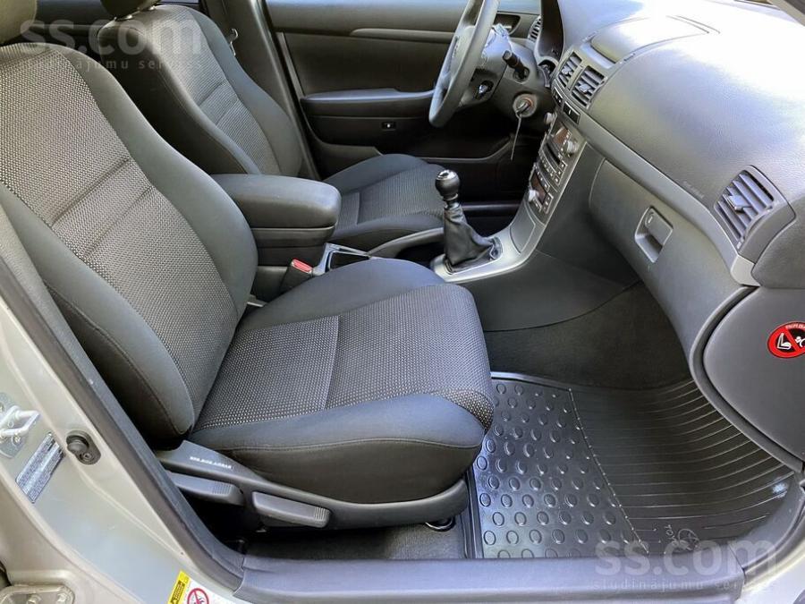 Серый Тойота Авенсис 2006 в Рига, объемом двигателя 2.20 л и пробегом 275 тыс. км за 2900 €, фото 16 на AUTOMOTO.COM.LV