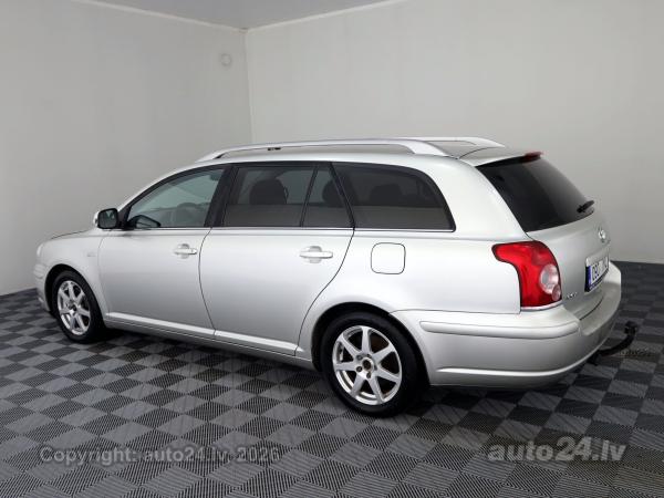 Серый Тойота Авенсис 2006 в Таллин, объемом двигателя 2.20 л и пробегом 326 тыс. км за 999 €, фото 5 на AUTOMOTO.COM.LV