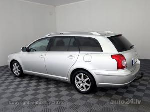 Pelēks Toyota Avensis 2006 Tallina, ar dzinēja tilpumu 2.20 L un nobraukumu 326 tūkst. km par 999 €, foto 5 vietnē AUTOMOTO.COM.LV