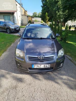 Pelēks Toyota Avensis 2006 Šilalė, ar dzinēja tilpumu 2.20 L un nobraukumu 379 tūkst. km par 3500 €, foto 3 vietnē AUTOMOTO.COM.LV
