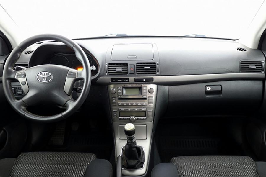 Серый Тойота Авенсис 2006 в Таллин, объемом двигателя 2.20 л и пробегом 326 тыс. км за 999 €, фото 6 на AUTOMOTO.COM.LV