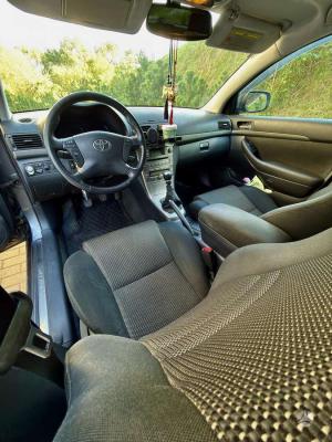 Pelēks Toyota Avensis 2006 Vievis, ar dzinēja tilpumu 2.23 L un nobraukumu 390 tūkst. km par 2200 €, foto 10 vietnē AUTOMOTO.COM.LV