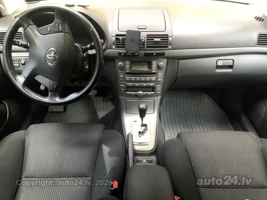 Grey Toyota Avensis 2006 in Tallinn, with an engine capacity of 2.40 L and mileage of 282 thousand km for 2990 €, photo 7 on AUTOMOTO.COM.LV