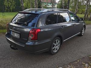 Grey Toyota Avensis 2006 in Vilnius, with an engine capacity of 2.23 L and mileage of 325 thousand km for 1800 €, photo 3 on AUTOMOTO.COM.LV