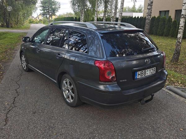 Toyota Avensis 2006 Viļņa vietnē Pelēks Toyota Avensis 2006 Viļņa, ar dzinēja tilpumu 2.23 L un nobraukumu 325 tūkst. km par 1800 €, foto 4 vietnē AUTOMOTO.COM.LV