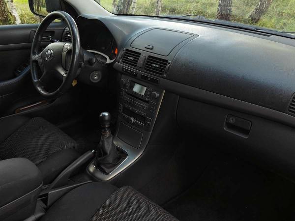 Toyota Avensis 2006 Viļņa vietnē Pelēks Toyota Avensis 2006 Viļņa, ar dzinēja tilpumu 2.23 L un nobraukumu 325 tūkst. km par 1800 €, foto 6 vietnē AUTOMOTO.COM.LV