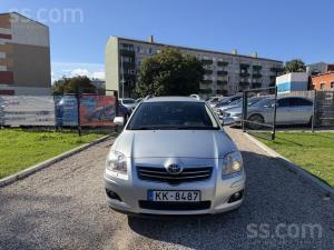 Grey Toyota Avensis 2006 in Ventspils, with an engine capacity of 2.20 L and mileage of 292 thousand km for 2290 €, photo 3 on AUTOMOTO.COM.LV