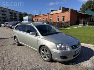 Grey Toyota Avensis 2006 in Ventspils, with an engine capacity of 2.20 L and mileage of 292 thousand km for 2290 €, photo 4 on AUTOMOTO.COM.LV