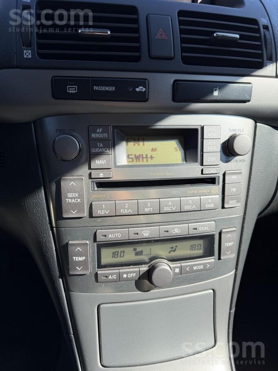 Grey Toyota Avensis 2006 in Ventspils, with an engine capacity of 2.20 L and mileage of 292 thousand km for 2290 €, photo 16 on AUTOMOTO.COM.LV
