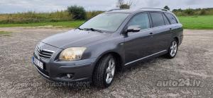 Pelēks Toyota Avensis 2006 Pērnava, ar dzinēja tilpumu 2.20 L un nobraukumu 288 tūkst. km par 3400 €, foto  vietnē AUTOMOTO.COM.LV