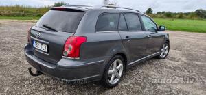 Pelēks Toyota Avensis 2006 Pērnava, ar dzinēja tilpumu 2.20 L un nobraukumu 288 tūkst. km par 3400 €, foto 5 vietnē AUTOMOTO.COM.LV