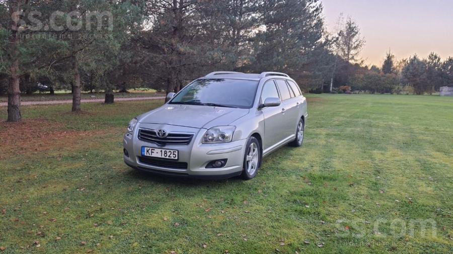 Серый Тойота Авенсис 2006 в Рига, объемом двигателя 2.20 л и пробегом 390 тыс. км за 2000 €, фото 1 на AUTOMOTO.COM.LV