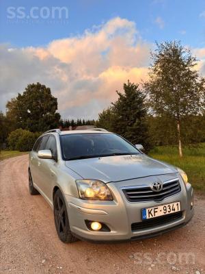 Pelēks Toyota Avensis 2006 Talsi, ar dzinēja tilpumu 2.20 L un nobraukumu 320 tūkst. km par 2200 €, foto 3 vietnē AUTOMOTO.COM.LV