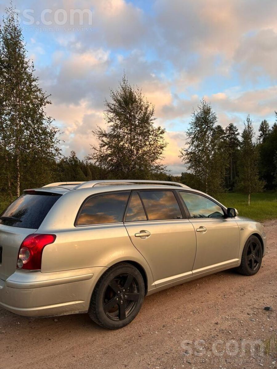 Pelēks Toyota Avensis 2006 Talsi, ar dzinēja tilpumu 2.20 L un nobraukumu 320 tūkst. km par 2200 €, foto 5 vietnē AUTOMOTO.COM.LV