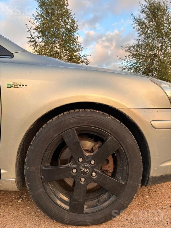 Pelēks Toyota Avensis 2006 Talsi, ar dzinēja tilpumu 2.20 L un nobraukumu 320 tūkst. km par 2200 €, foto 7 vietnē AUTOMOTO.COM.LV